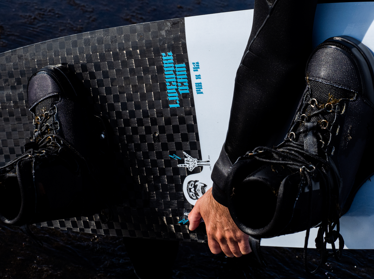 Airush Kiteboards & Kite Directional Boards - Alex Pastor Kite Club